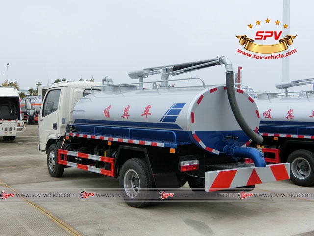 8 units of 4,000 Litres DONGFENG waste water disposal tanker trucks ...